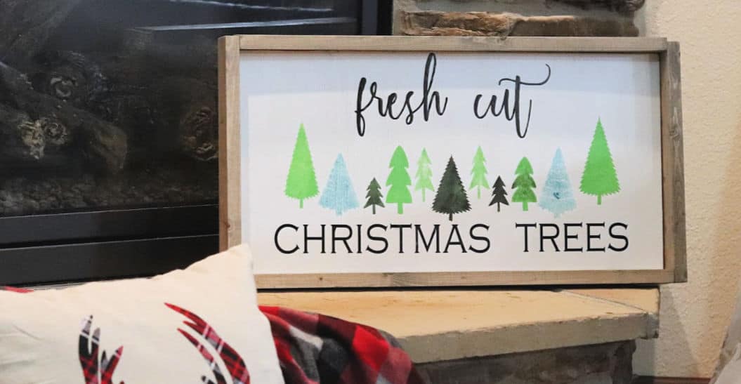 26 Christmas Wood Signs You Can DIY