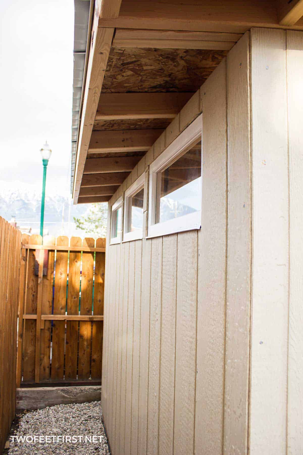 How to install shed siding and trim | Building a shed from scratch
